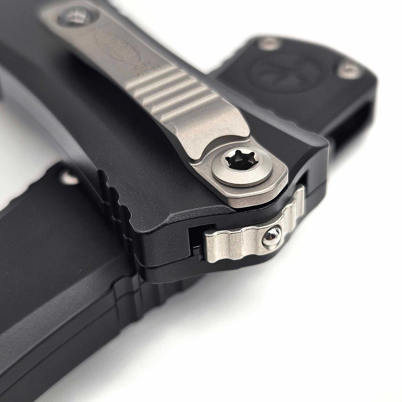Microtech Mini Hera 1701M-12 Bayonet Full Serrated Stonewash