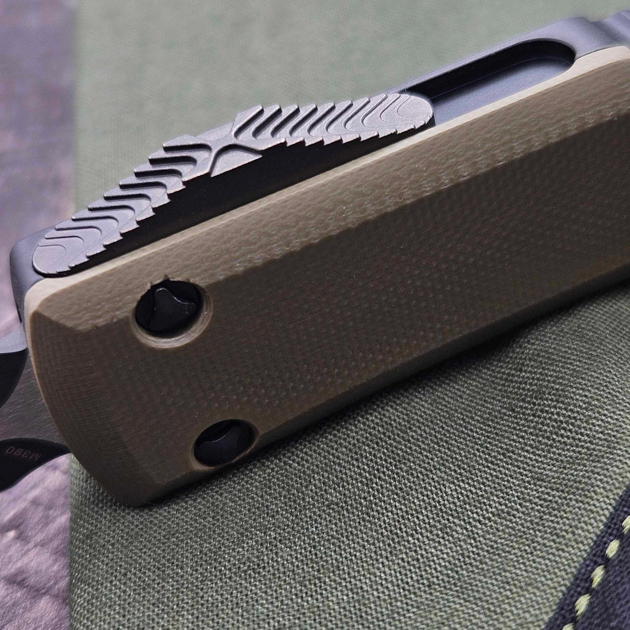 Microtech Ultratech D/E OD Green G-10 Top Black Standard - Serial 001