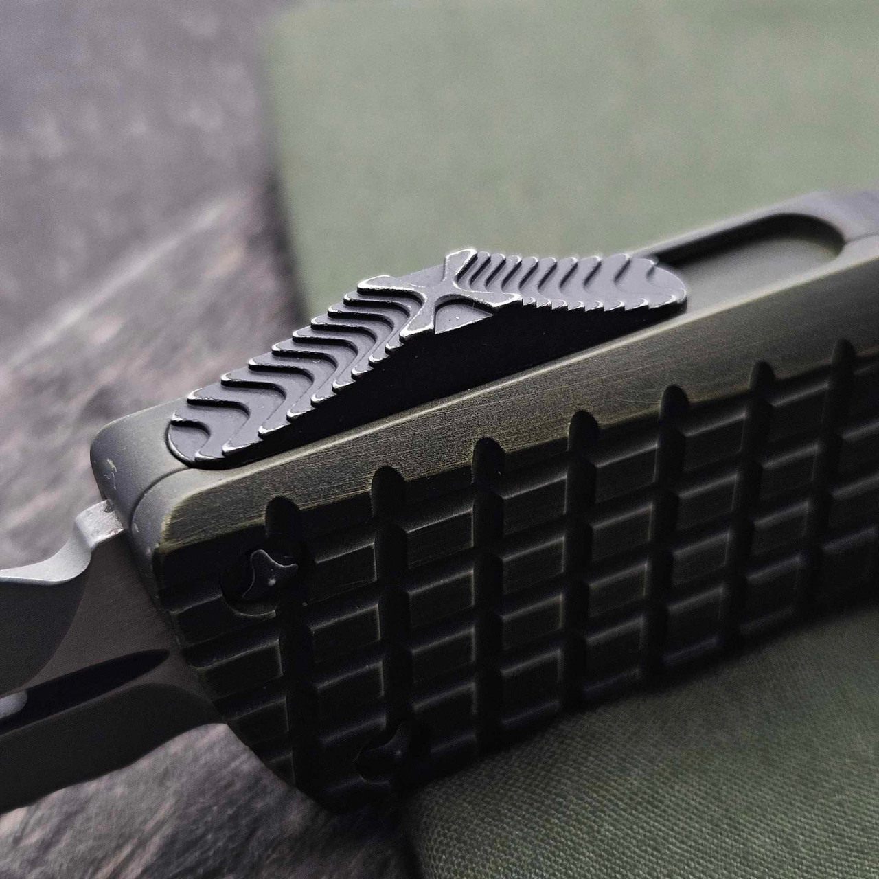 Microtech Knives 142-DR12APFOGG Combat Troodon Double Edge Frag Off ...