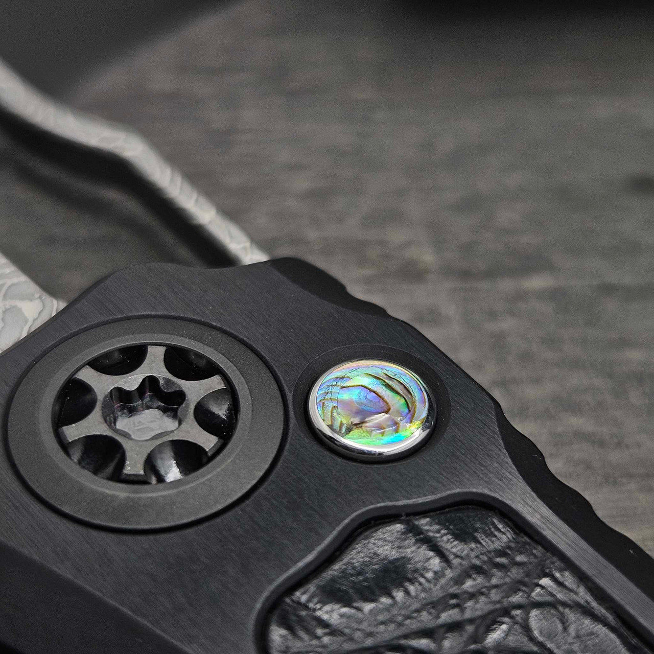 Heretic Custom Knives Wraith V4 Manual Clip Point Vegas Forge Damascus ...
