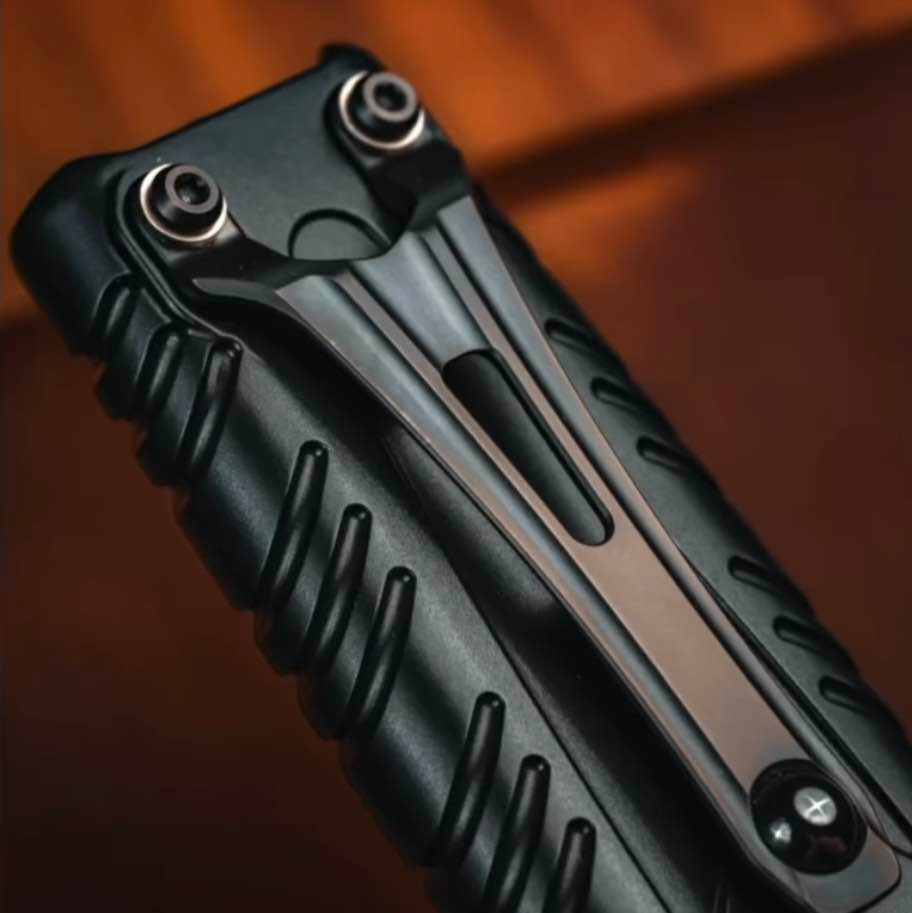 Microtech Knives Surefire DLC Luminary D/E Full Serrated ZBP & Stiletto ...