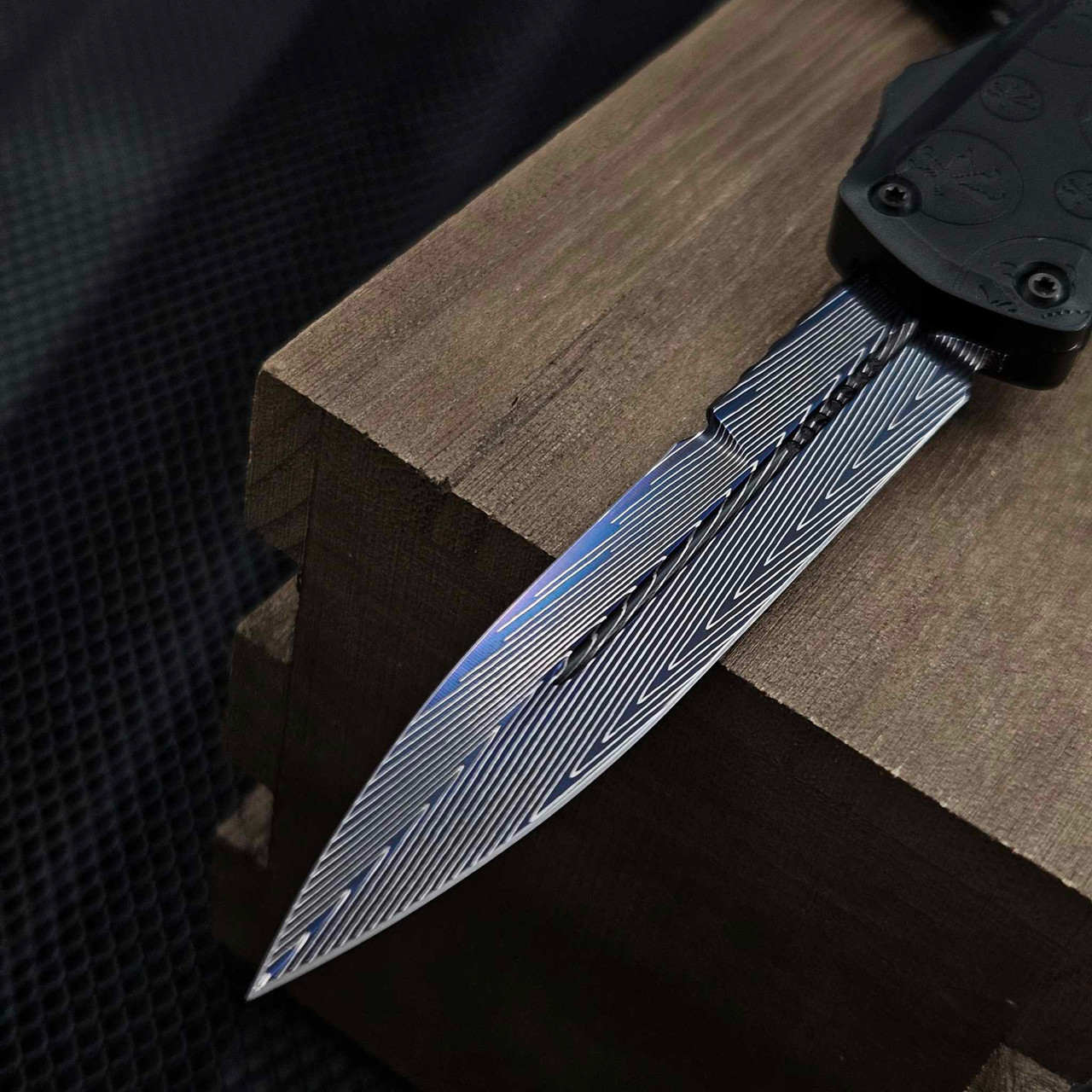 Microtech Mini Hera II 1701M-16MS2 Bayonet Signature Series Claw Burst ...
