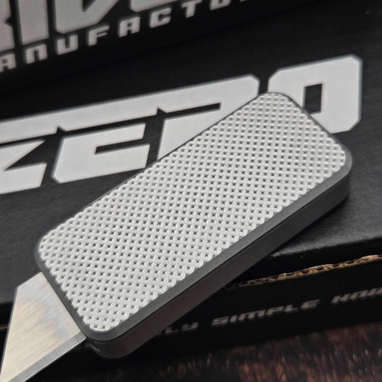 Rivery Zero Knurled Worn Gray Aluminum Razor Blade OTF w/Lanyard Hole