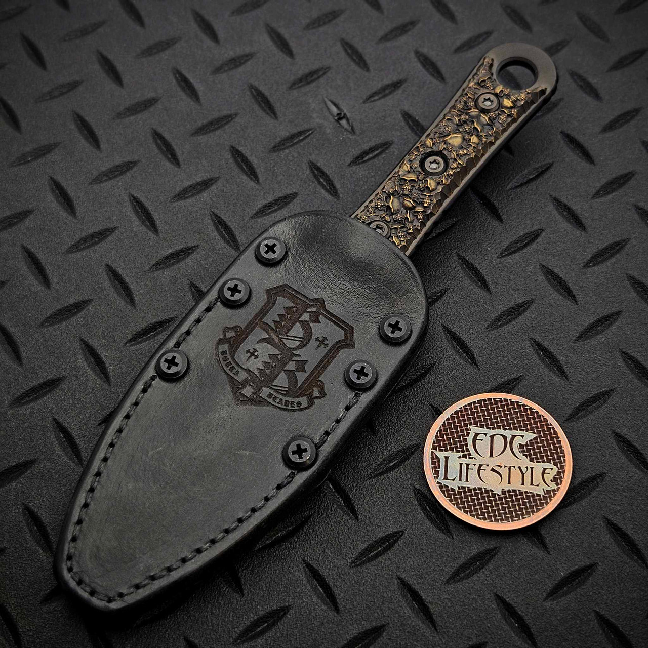 Microtech SBD D/E Fixed Blade DLC Full Serrated 2 Saints Handle 201-3DLCCFS