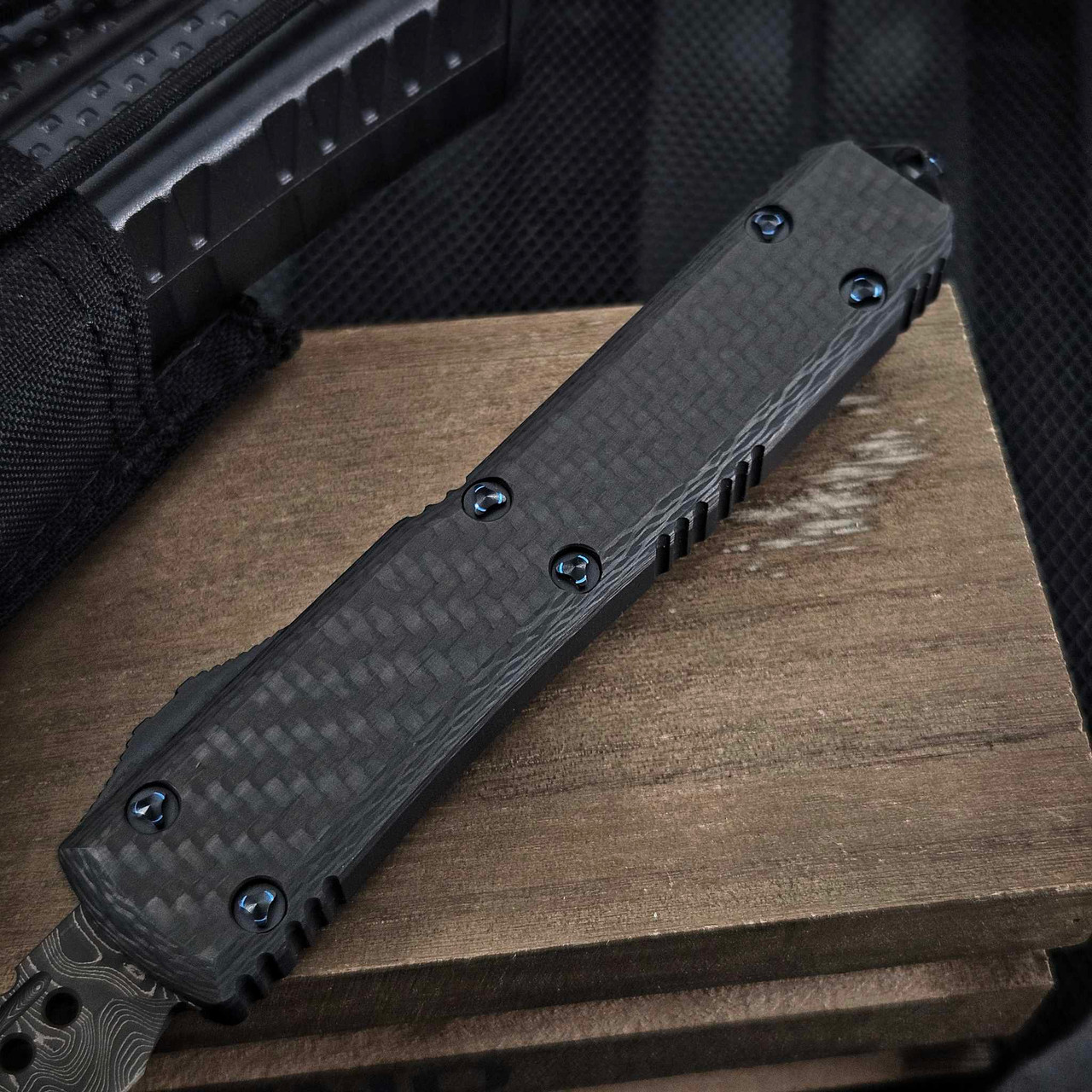 Microtech Ultratech Hellhound Carbon Fiber Damascus Standard w/Ringed ...