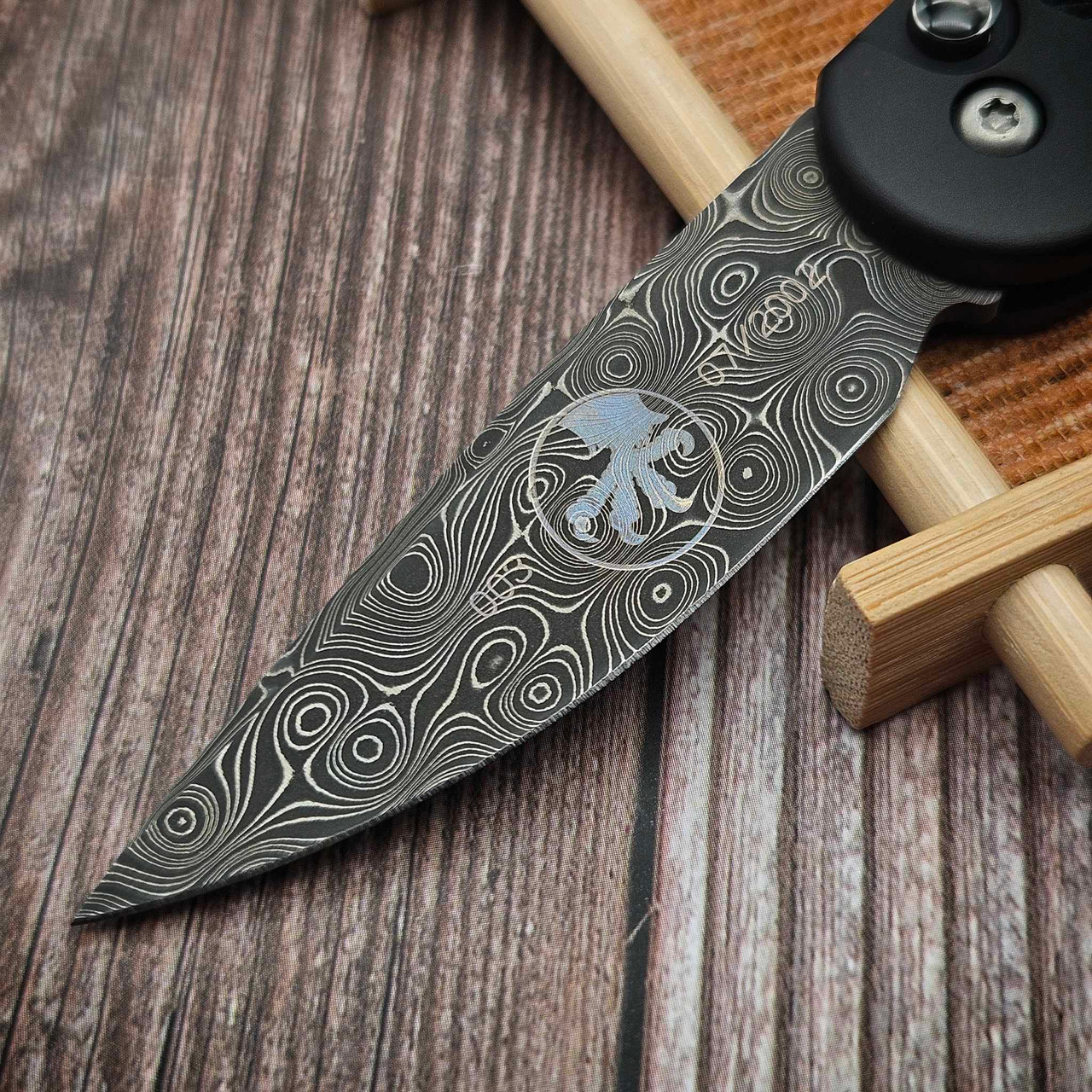 Microtech Knives Mini UDT Damascus Blade Black Lip Pearl Button S/N 003