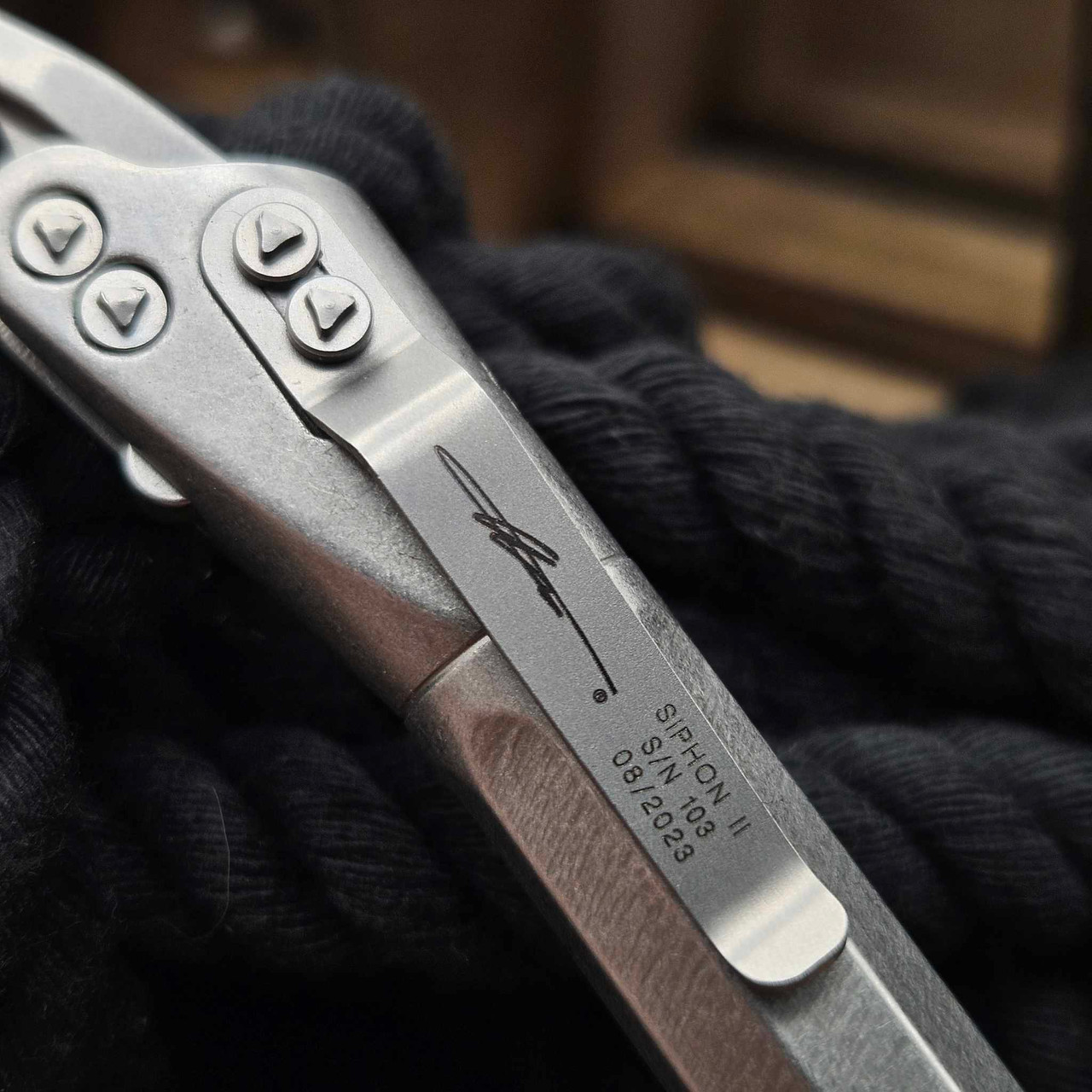 Microtech Knives Siphon II 401-SS-SWCS Signature Claw Logo Engraved ...