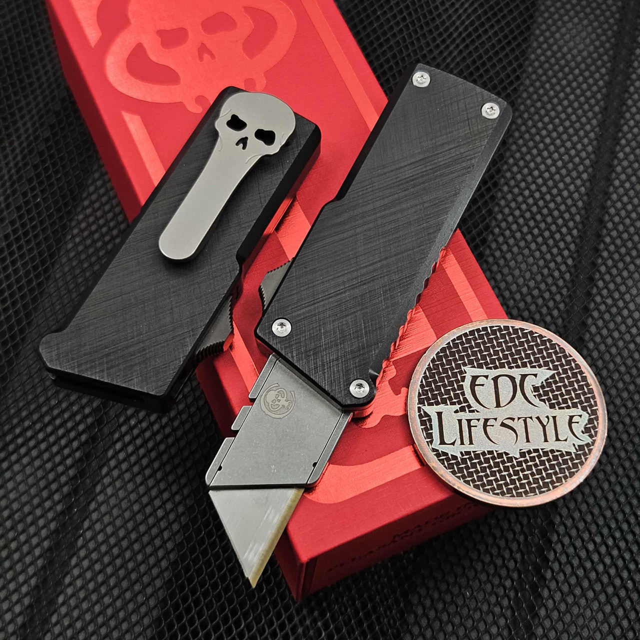 Chaves Blade CHUB Automatic OTF Black Cross Hatch Finish 1" Utility Blade