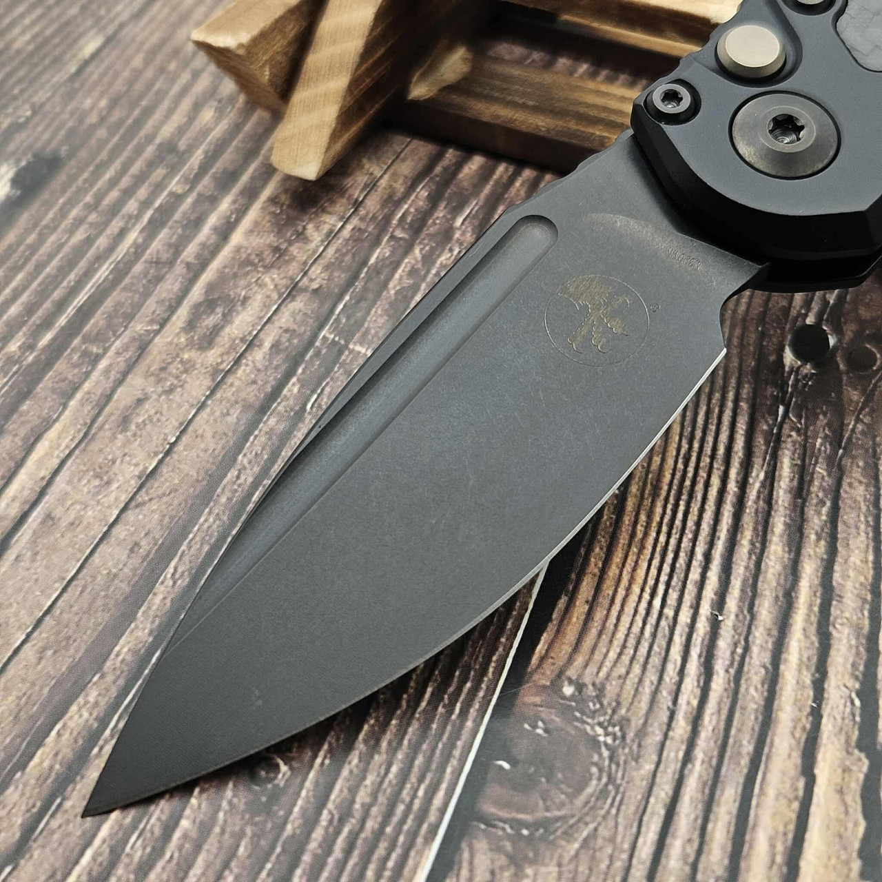 Microtech LUDT Gen III S/E 1135-1DLCTCFIS Carbon Fiber Inlay DLC Standard