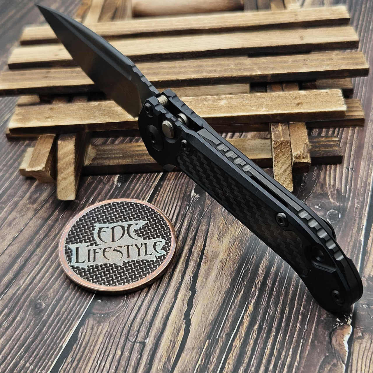 Microtech LUDT Gen III S/E 1135-1DLCTCFIS Carbon Fiber Inlay DLC Standard