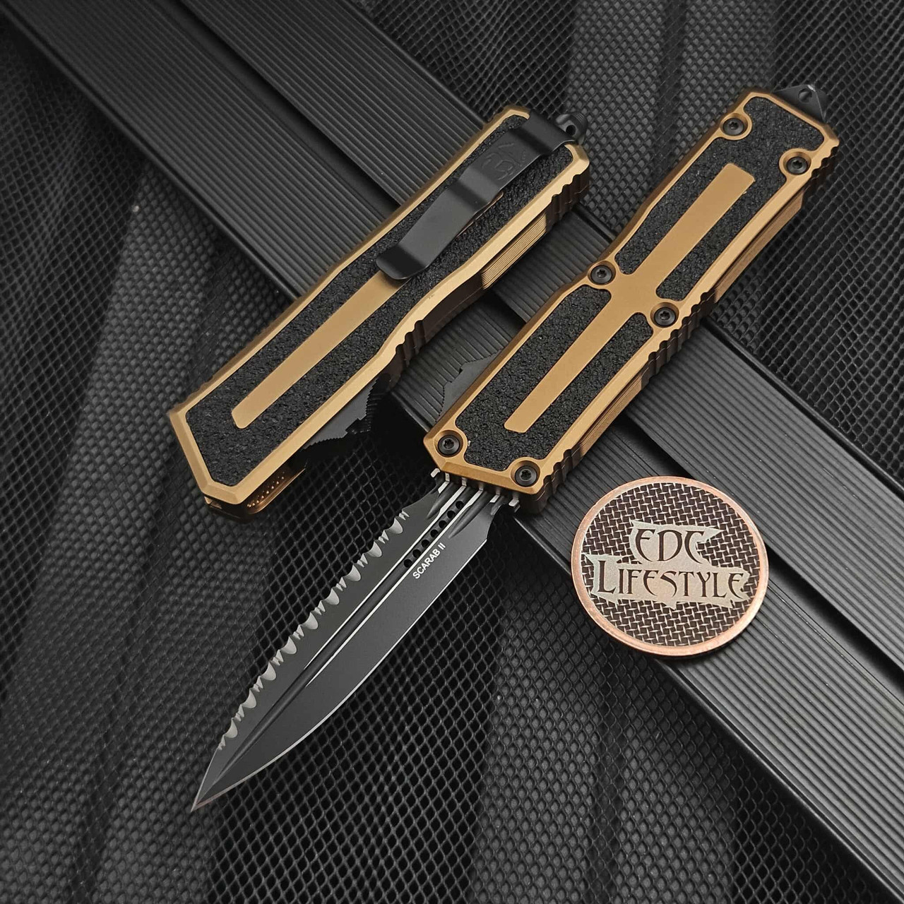 Microtech Scarab II D/E Gen III 1280-3TA Tan Black Standard Full Serrated
