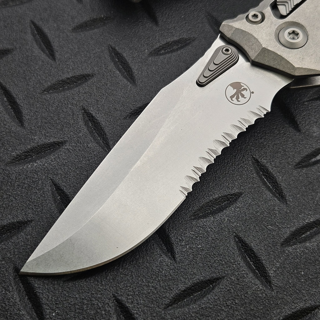 Microtech Amphibian Ram-Lok 137RL-11MS3 Titanium Slab Stonewash Partial ...