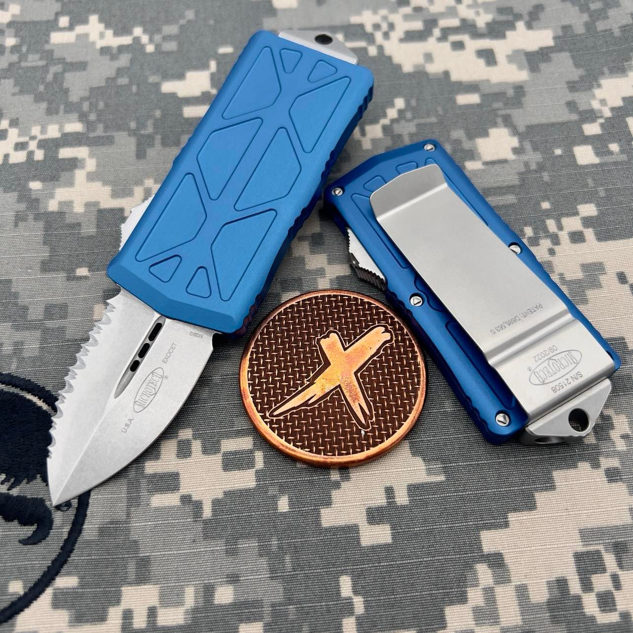 Microtech Exocet 157-12BL Blue Stonewash Double Edge Full Serrated OTF ...