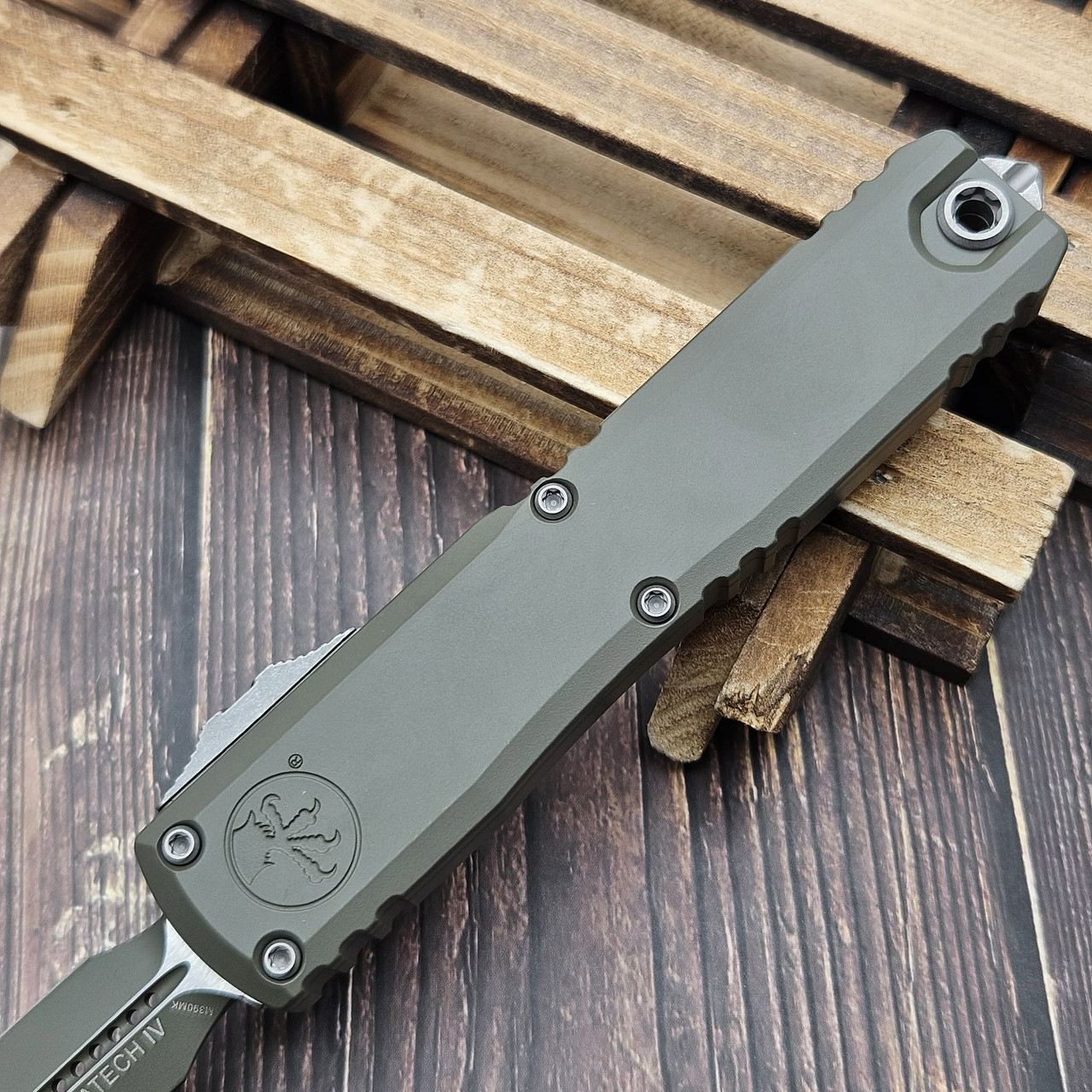 Microtech Ultratech Gen IV Cerakote Moss Green D/E 3.55" 11224-1MG-C21Z13