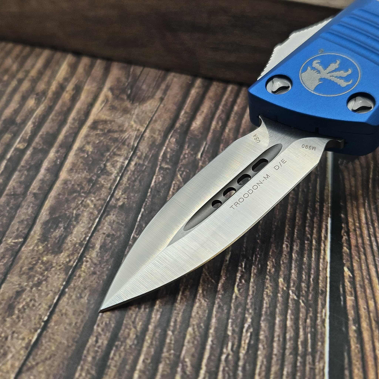 Microtech Knives Troodon Mini Blue D/E Satin 238-4BL - Preowned