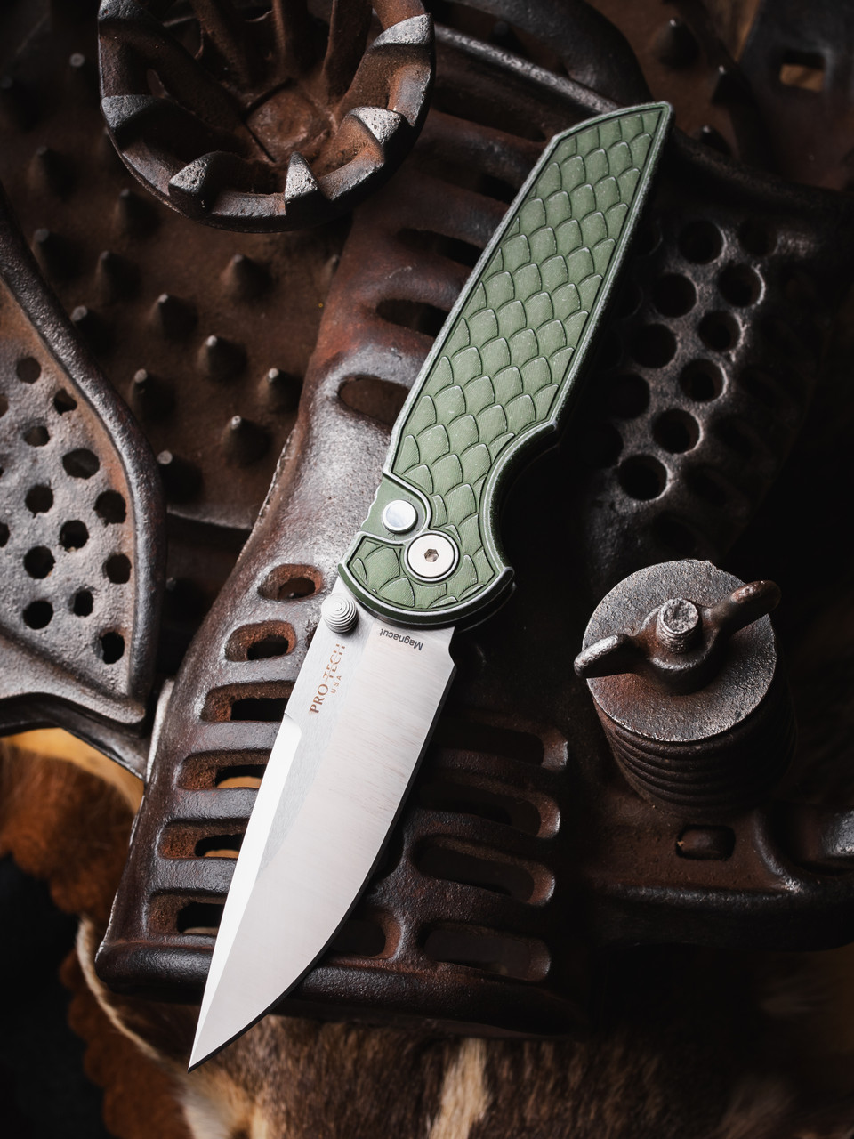 Pro-Tech Knives TR-3 Integrity Button Lock Battleworn Reptile Green ...