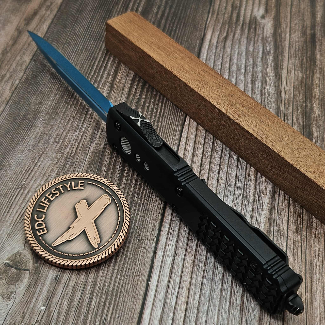 Microtech Ultratech D/E Star Wars Jedi Knight 122-1JK S/N 5588- Preowned