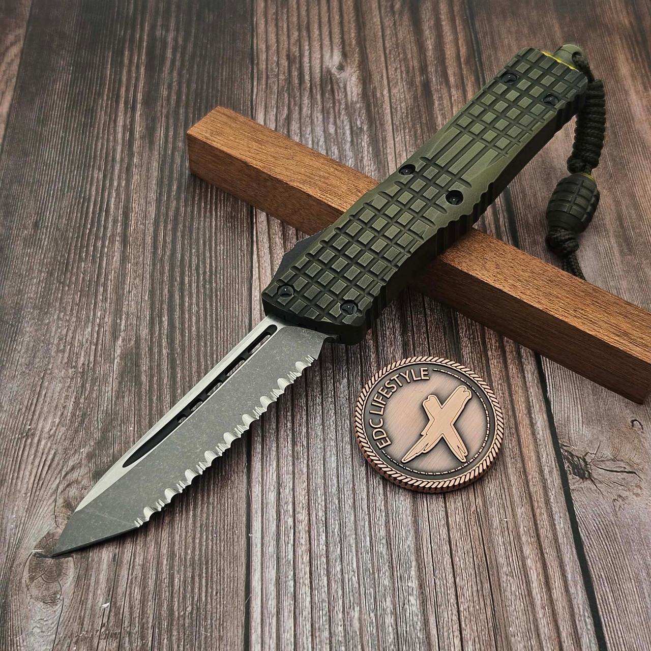 Microtech Combat Troodon Frag OFF Grenade Green T/E Full Serrated ...