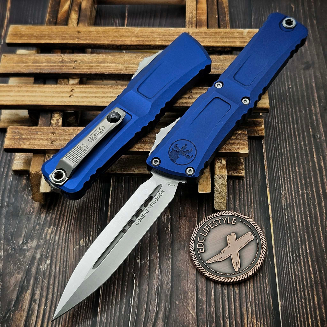 Microtech Combat Troodon Gen III 1142-10NA Navy D/E Stonewash