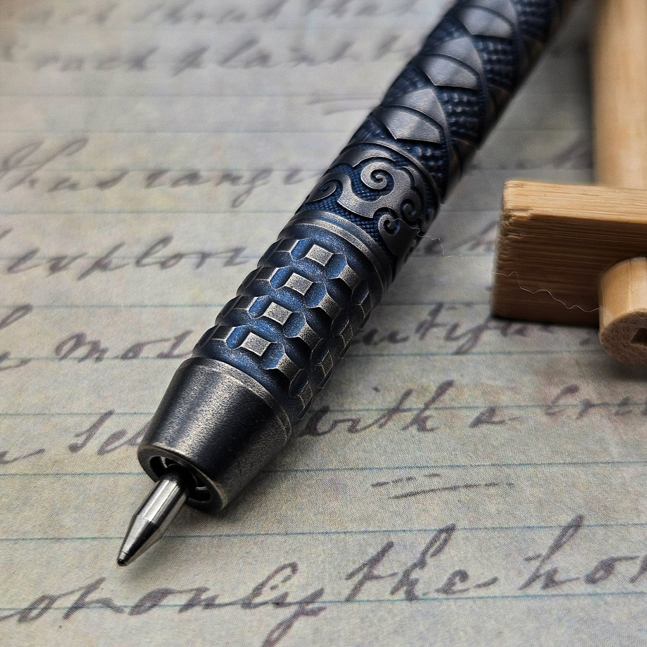 Ti2 Titanium Techliner Hanzo LE Shorty 5" Pen