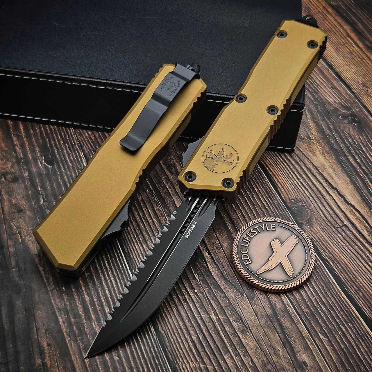 Microtech Executive Tan Scarab II D/E-S Full Serrated Gen III 1181-3TA