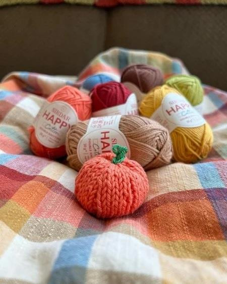 Sirdar Happy Cotton DK Happy Box - 50 Happy Cotton Colours in a Happy ...