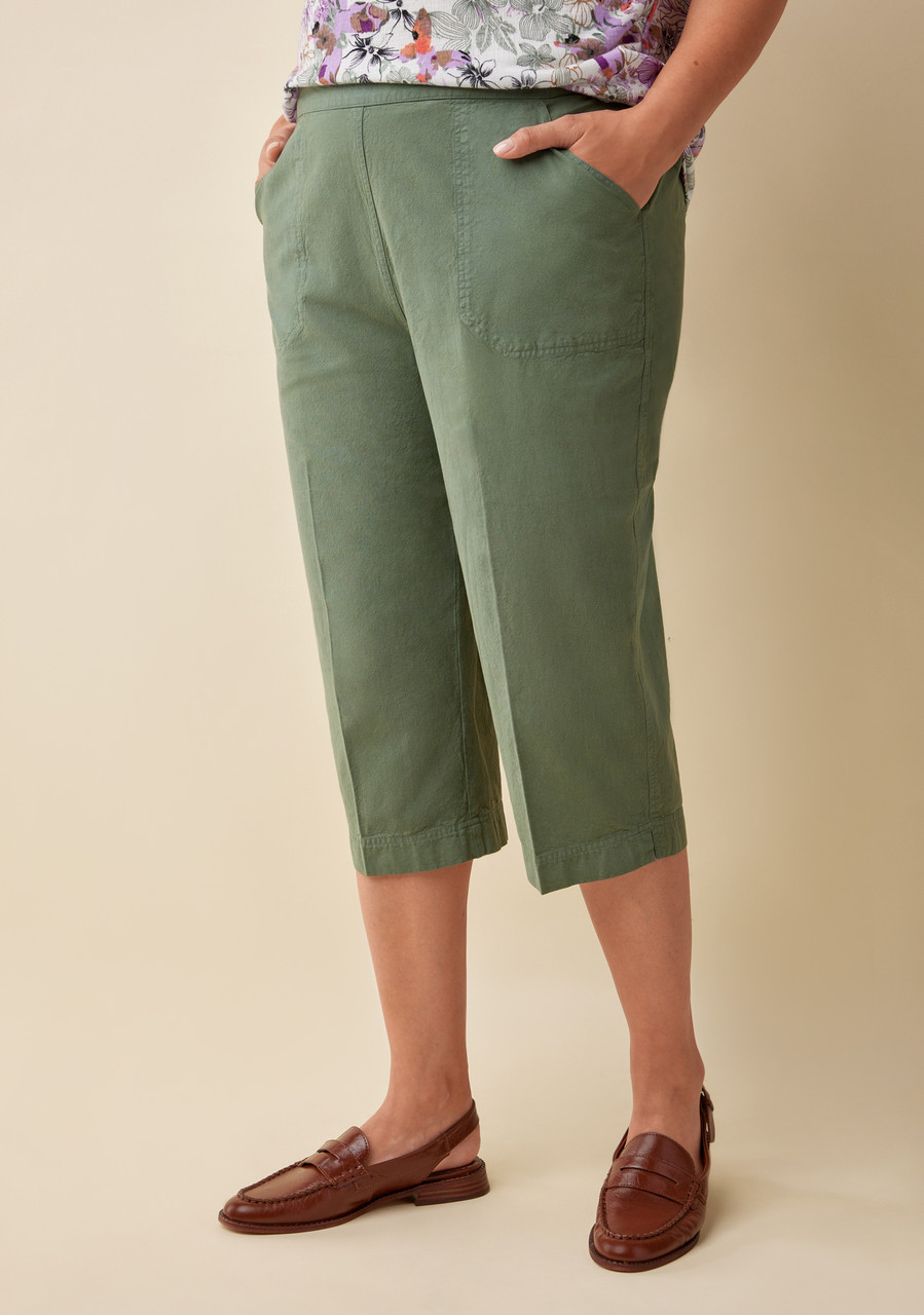 Women's Garment Dye Capri Pant | Northern Reflections