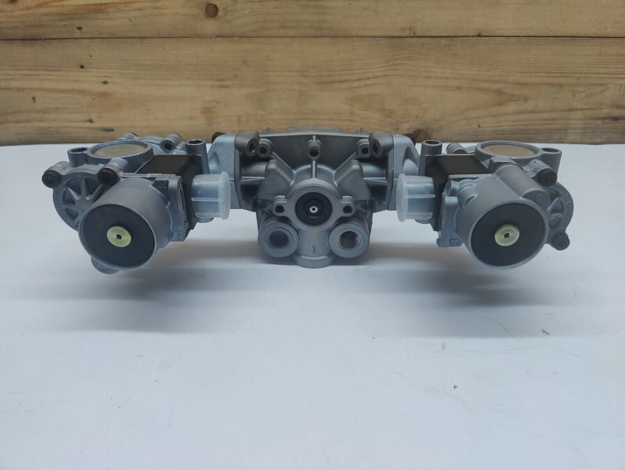 Wabco 472 500 1320 Abs Axle Package - Mibot LLC