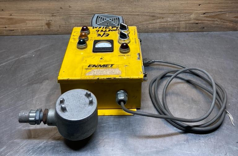 Wall-Mounted Combustibles Gas Detection Sensor ISA-44 Enmet SN: 1562 ...