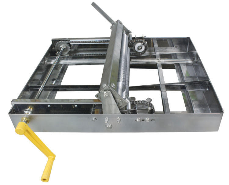 Motorized Chain Uncapper | Mann Lake Ltd.