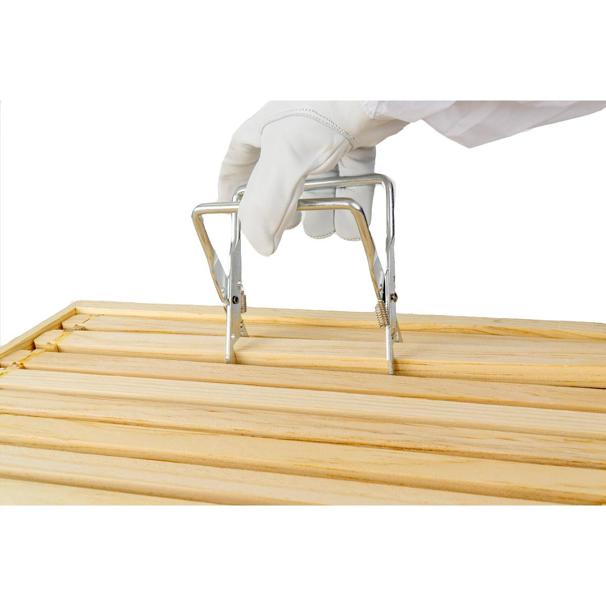 Standard Frame Grip | Mann Lake Ltd.