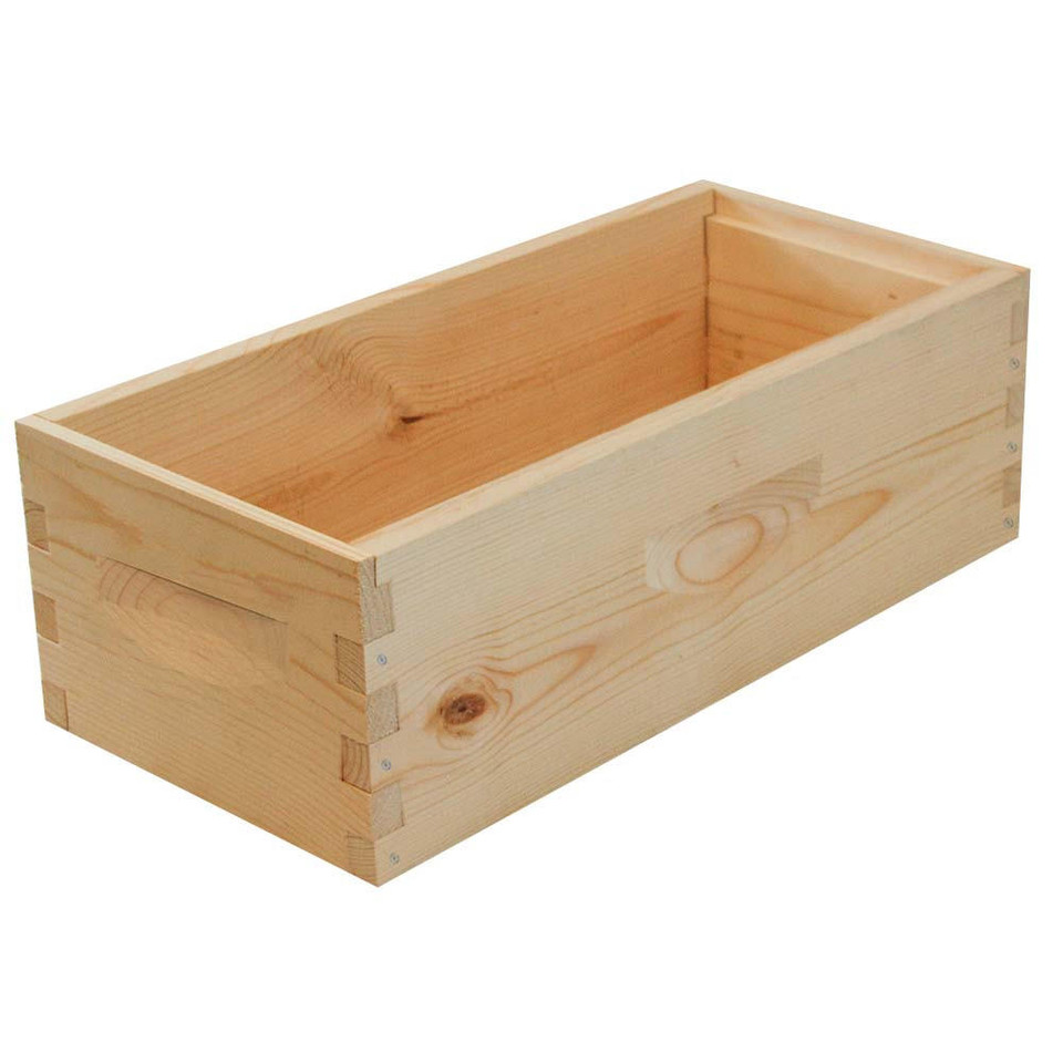 Pro Nuc 5 Frame Nuc Box (Plastic) with Locking Lid | Mann Lake