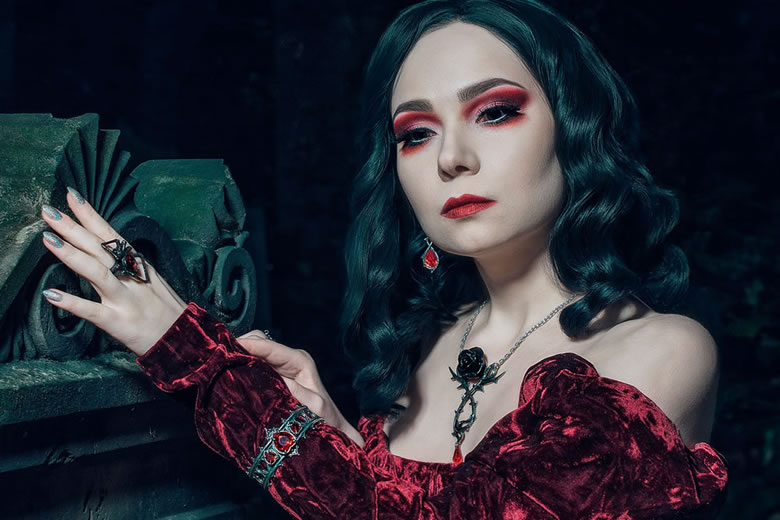 World Goth Day: Handmade Gothic Jewelry Sets - Alchemy of England
