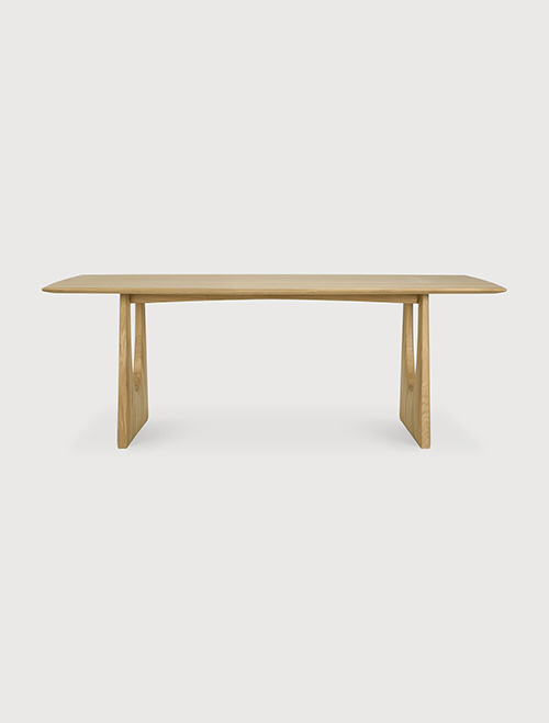 Geometric table - Interior Guider