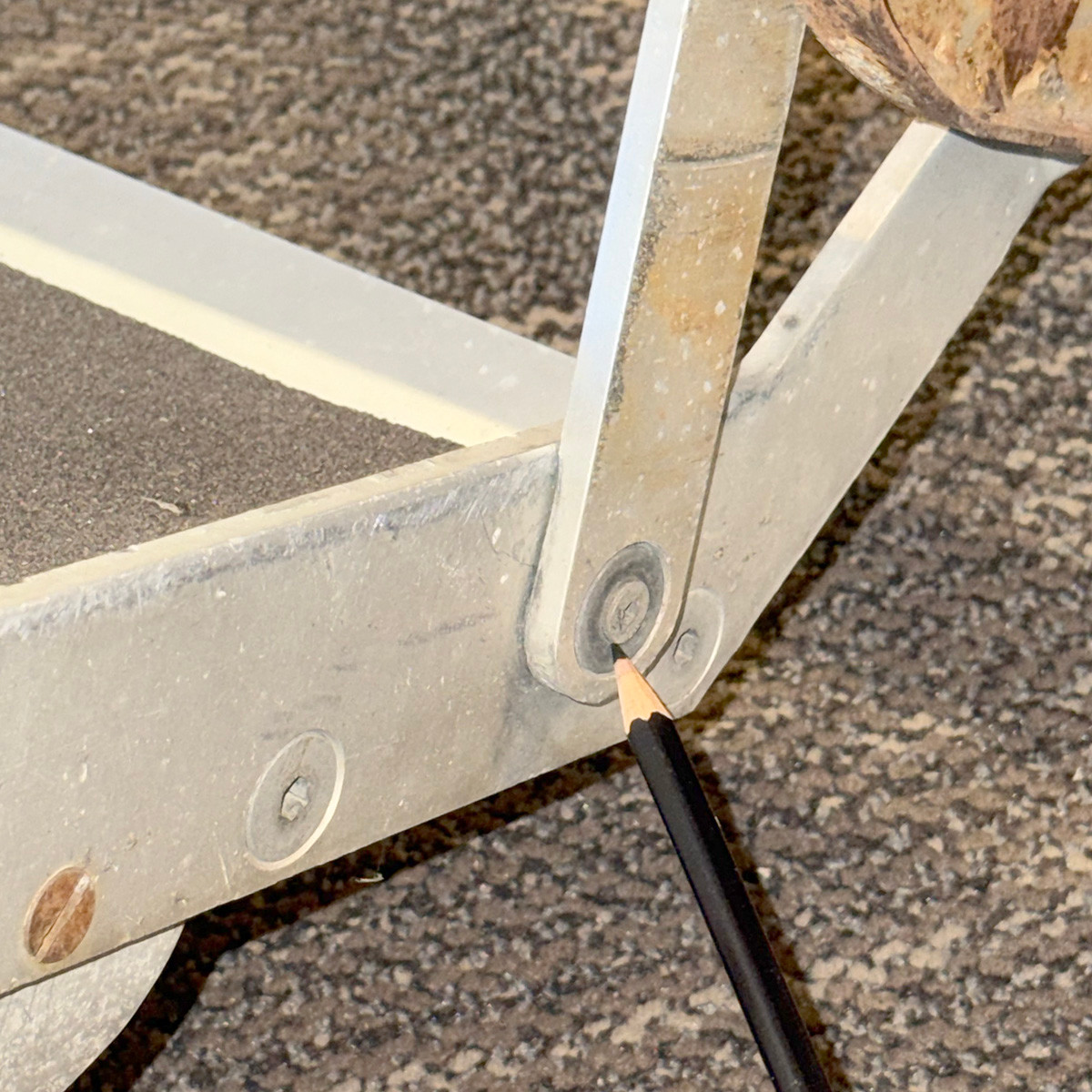 Airstream Double Step Part - Hinge Pin Kit
