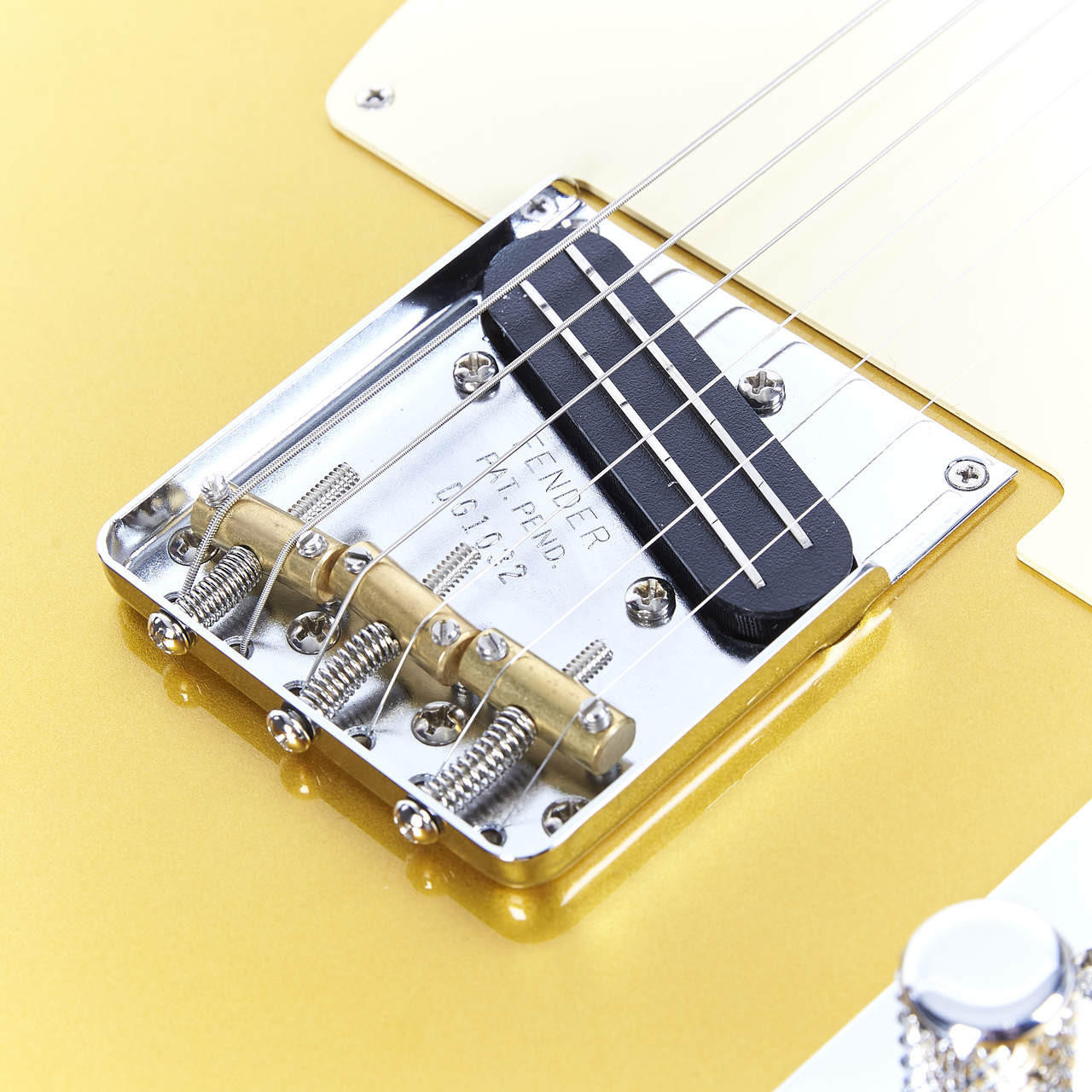 Fender Custom Shop Danny Gatton Signature Telecaster - Frost Gold ...