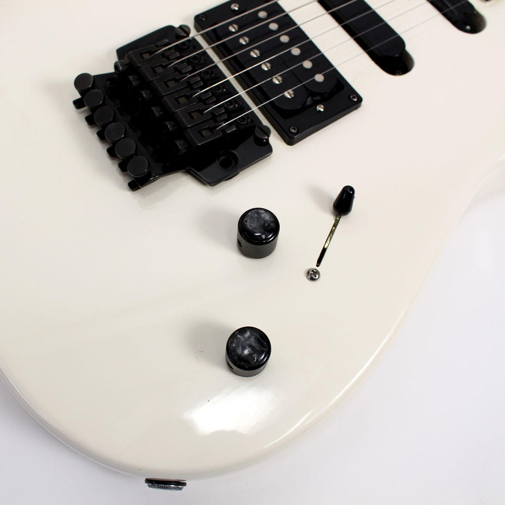 Vintage 1986 Guild S-284 Aviator Electric Guitar in White Finish with ...