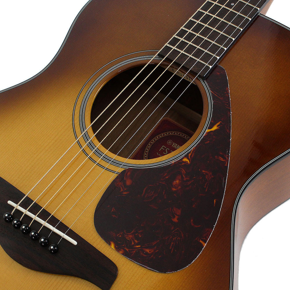 Used Yamaha FS700S Concert Acoustic Guitar in Sunburst | Cream City Music