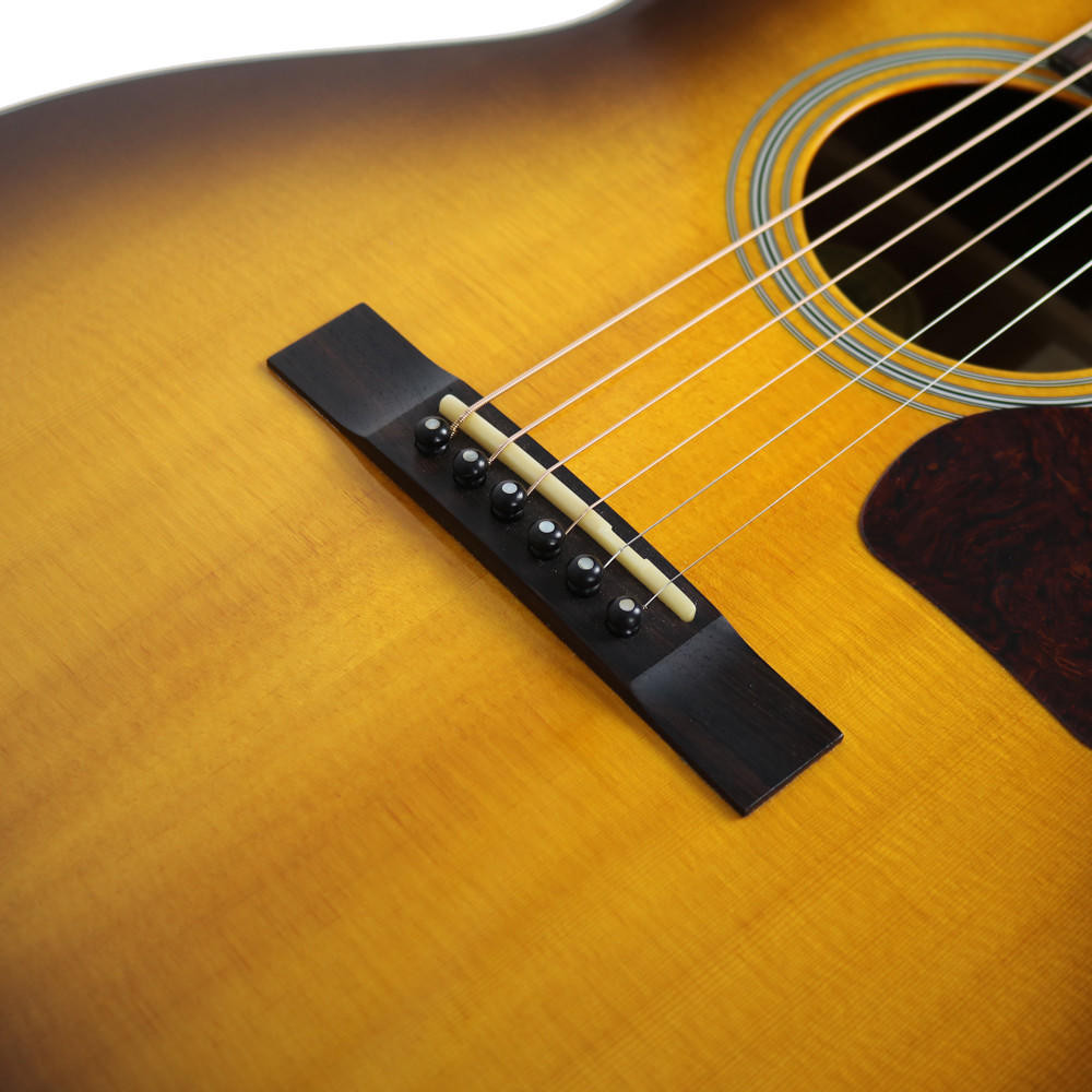 Used Guild GAD-30 Auditorium Acoustic Guitar in Iced Tea Burst | Cream ...