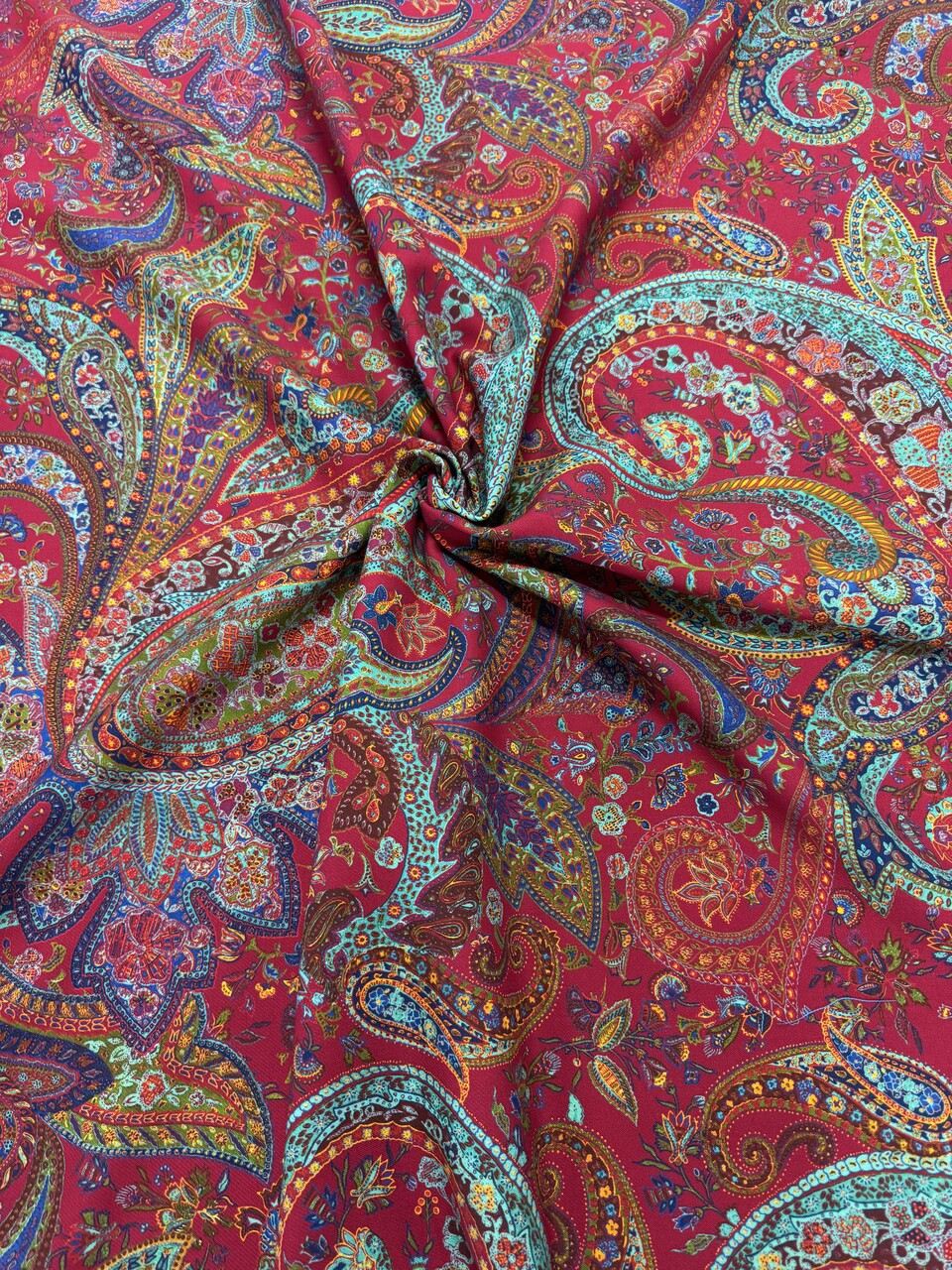 Bretti Wool Fabric: Premium Wool Blend in 4 Elegant Colors