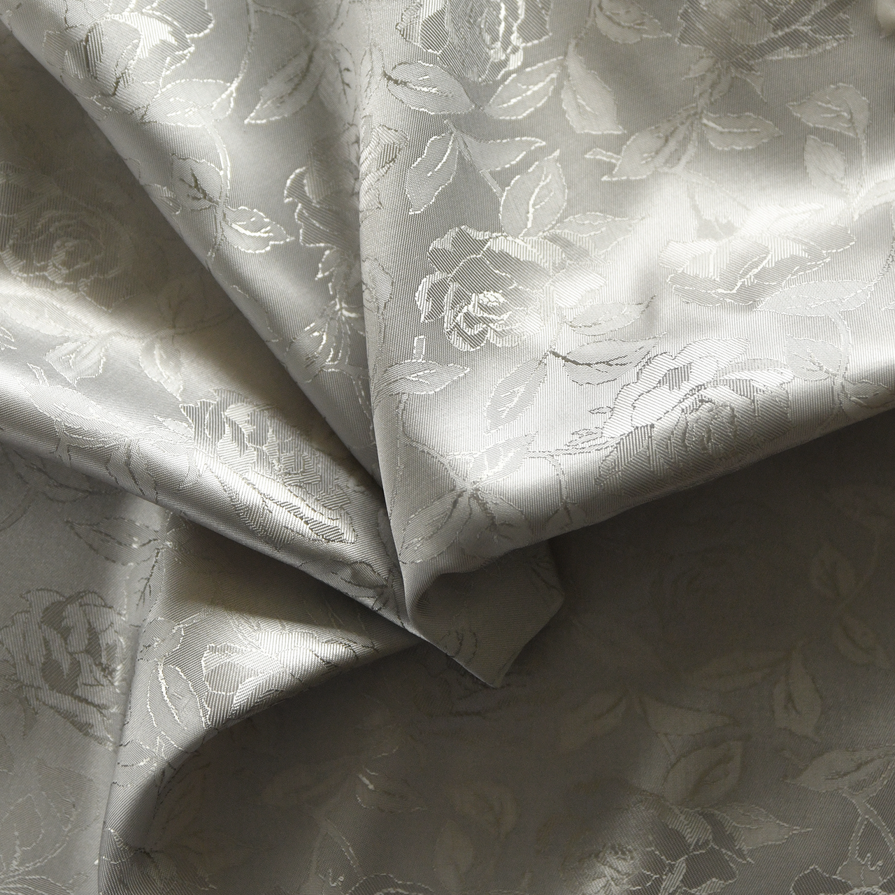 Leaves Lining Fabric – Cambridge Collection Elegance
