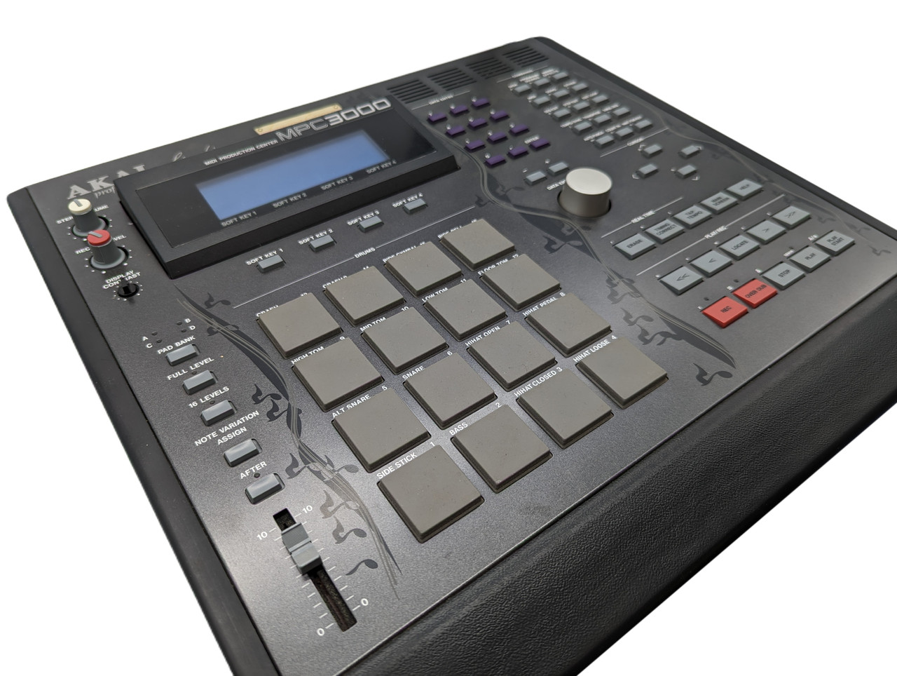 Used Akai MPC 3000 LE - Great Condition - Black