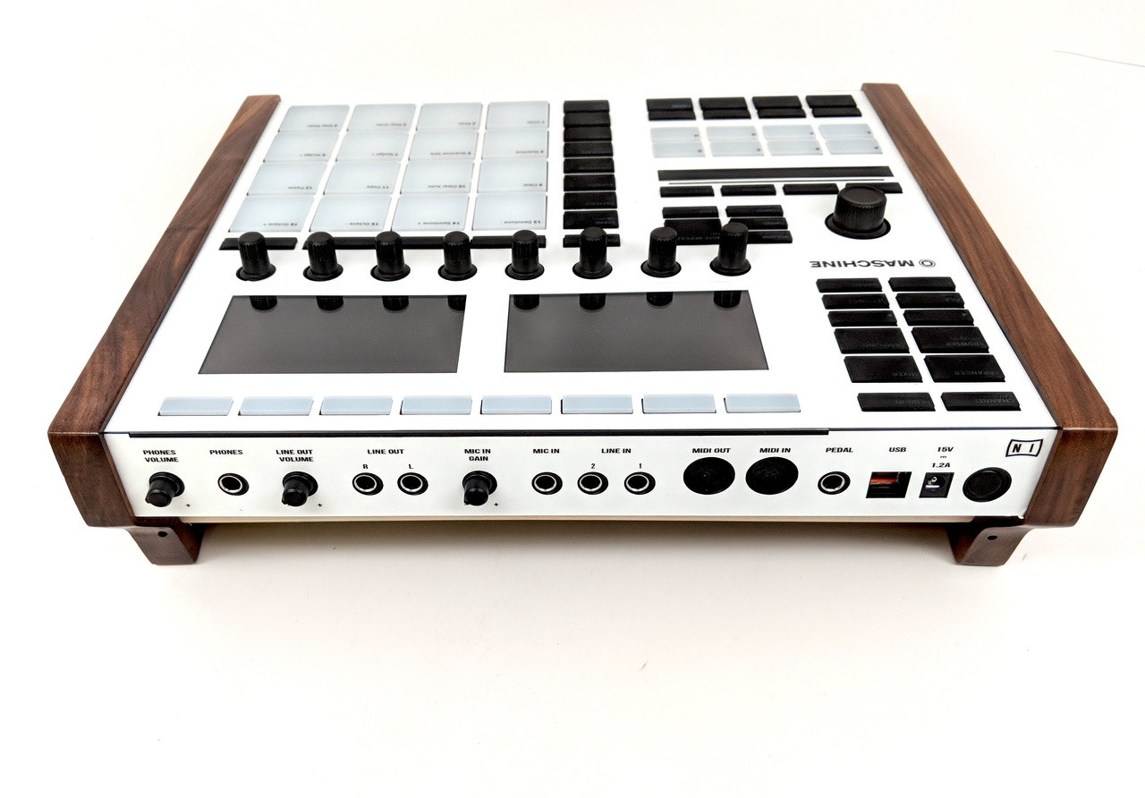 Wood Side Panel Tilt Stand - Native Instruments NI Maschine MK3