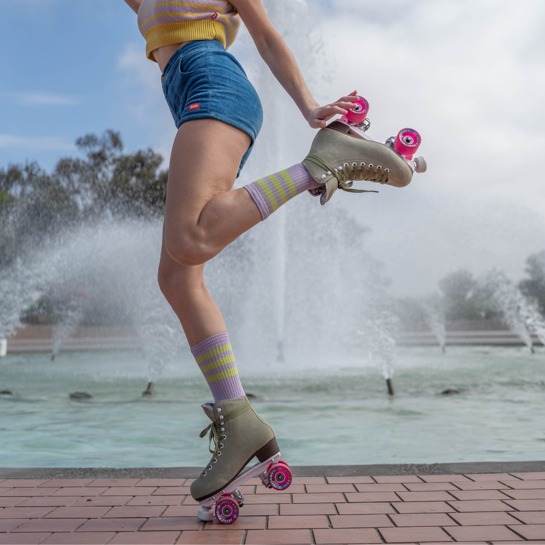 VNLA A La Mode Outdoor Roller Skates - Brown and More