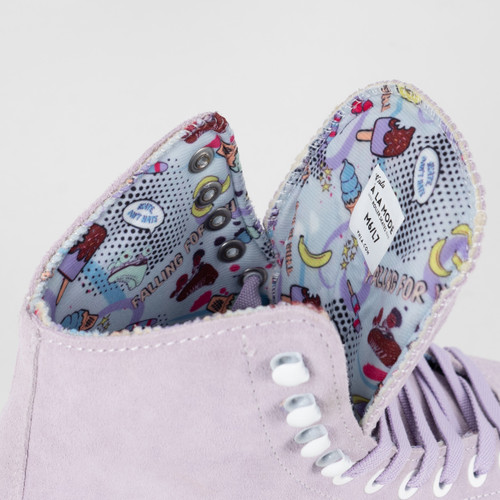 VNLA Á La Mode Indoor Velvet Roller Skates - Pistachio & More