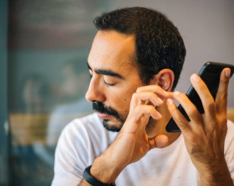 [VL-S] Hoe gebruik je als blinde of slechtziende persoon een smartphone ...