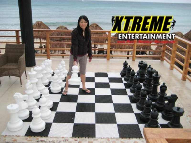 Giant Chess - Xtreme Entertainment