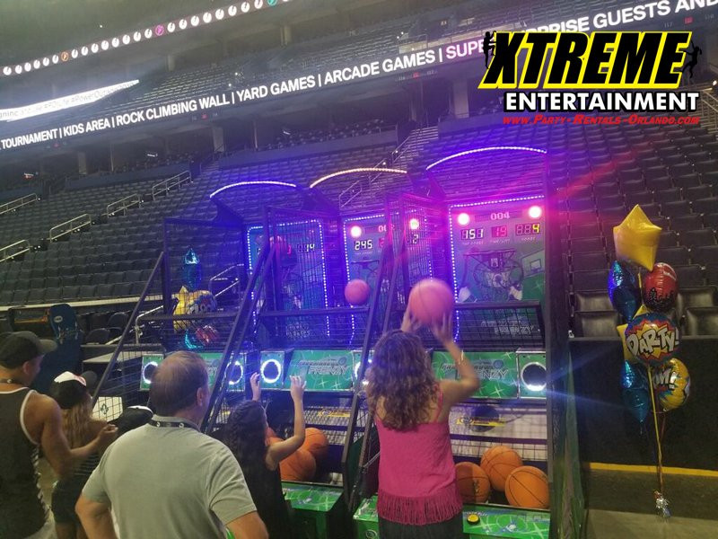 Basketball Arcade Free Throw Frenzy - Xtreme Entertainment