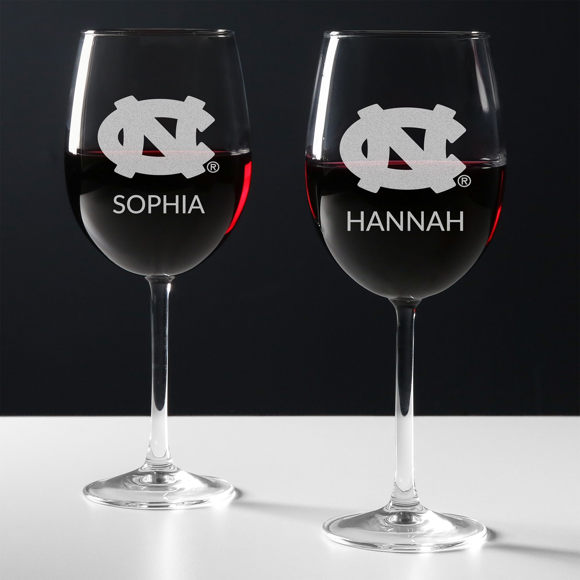 Personalized UNC Tar Heels Wine Glass