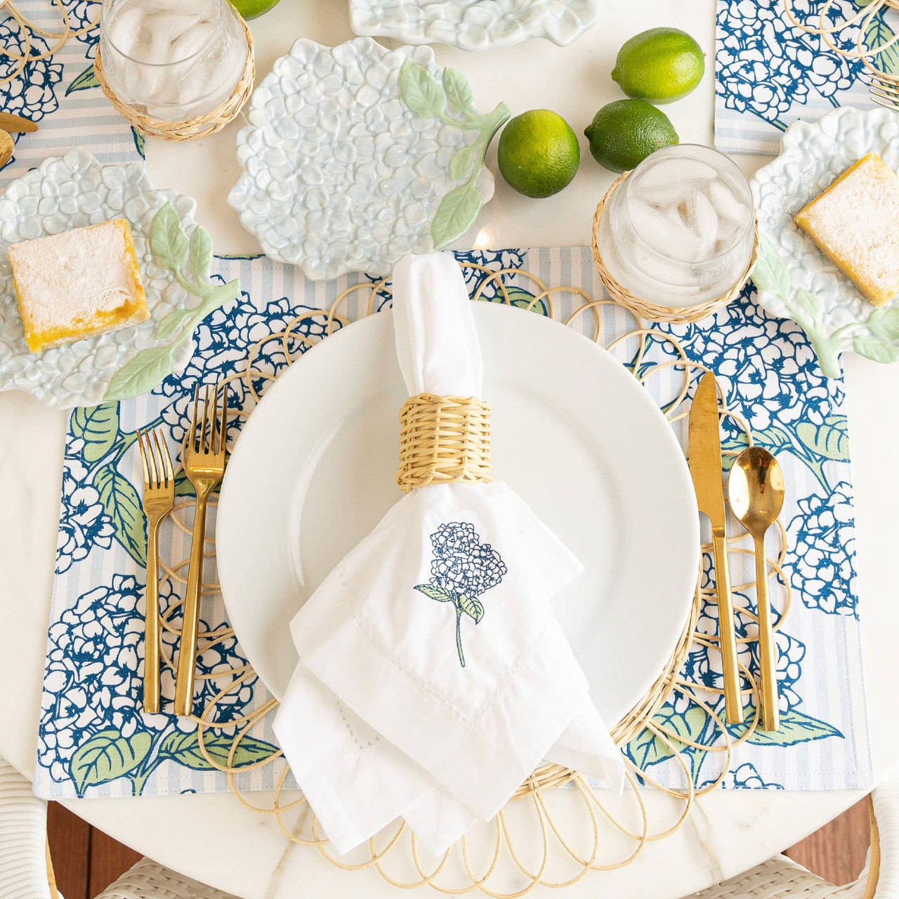 Hydrangea Stem Reversible Placemat - 8 Oak Lane